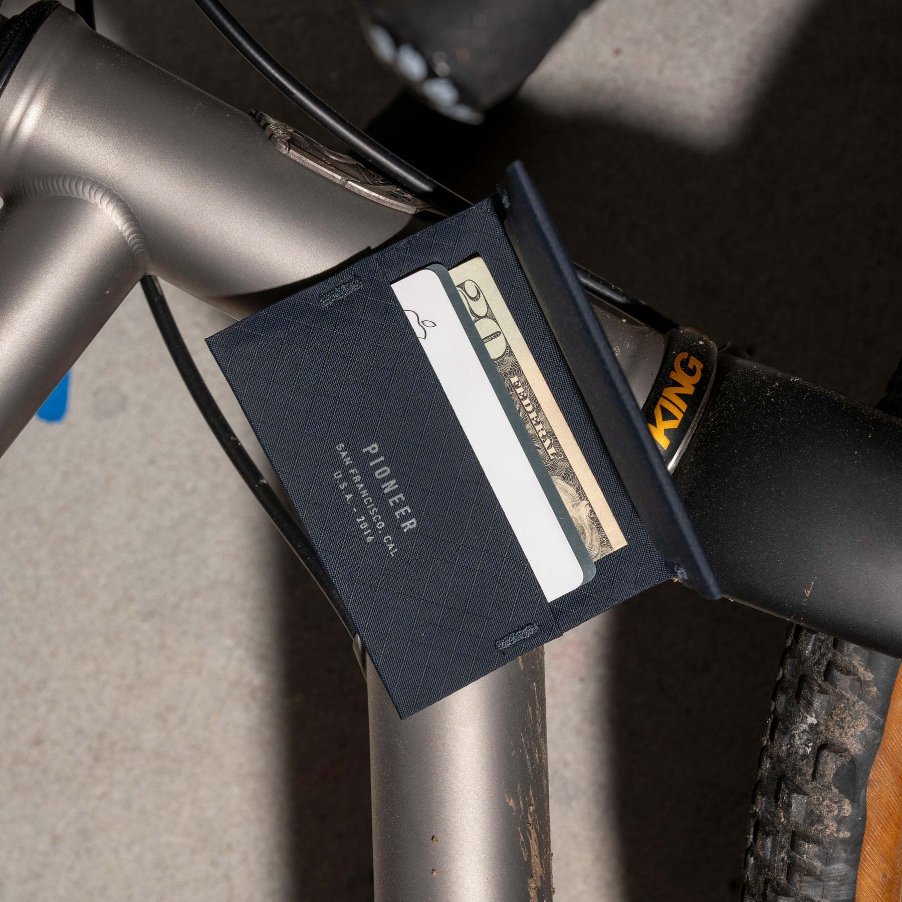 Ion Cardholder Wallet | Slim Bifold Card Wallet | Pioneer Carry – PIONEER